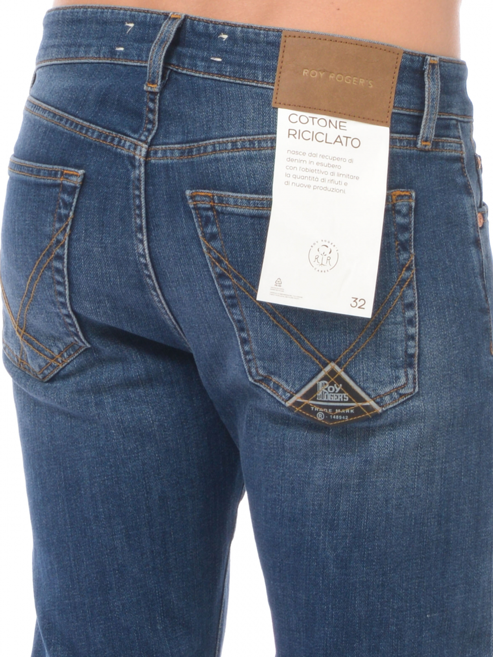 Jeans da uomo Roy Roger's in recycled cotton con impunture - RRU118D53